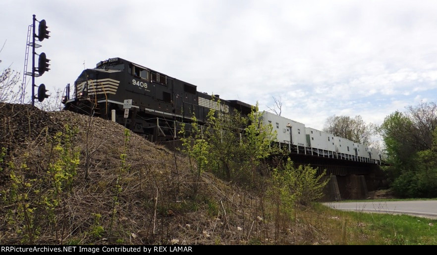 5-4-2013 NS 936 SP 172.4 BATH MAYFIELD, IN